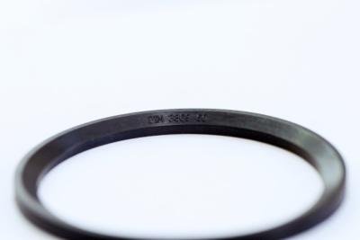 China HNBR DIN 3869 Profile Rings 70-90 Hardness Wear Resistant Seals for sale