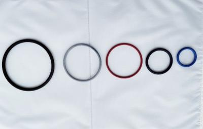China Color PTFE Encapsulated O-Ring -30°C to 260°C Temperature Range for Chemical Resistance in Electronics & Automotive for sale