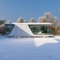China New Life Styleluxury space capsule-A house that faces the sea for sale