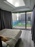 China Container Houses Modern Graphic Design Hotel Luxury Prefab House Tiny Mobile Houses Space Capsule Prefabricated Modular Home for sale
