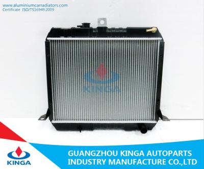 China 1988 - 1989 MT Toyota Radiator For HIACE 2Y / 3Y / 4Y PA 32 for sale