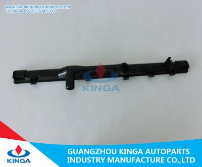 China Toyota CARINA ' 92-94 ST191 Radiator Plastic Tank Repair Plastic Radiator Top Tank for sale