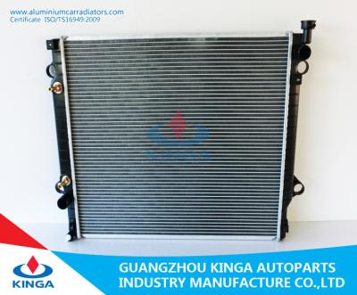 China Toyota Tacoma 04 AT Aluminium Car Radiator 8708911000 12 Month Warranty for sale