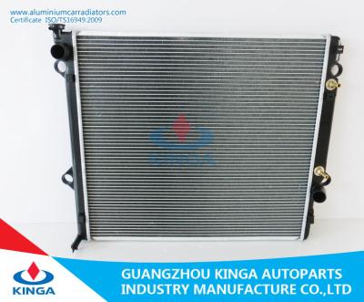 China Brazed Performance Aluminum Radiator UFJ120 / GX470 V8 Plastic Tank for sale