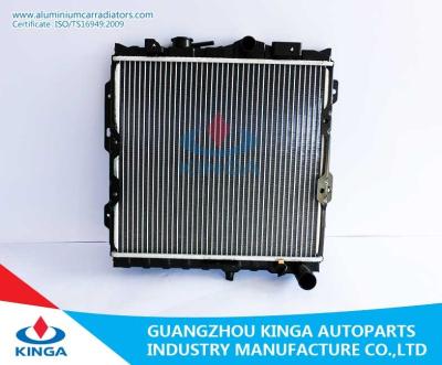 China Aluminum Core Plastic Tank  Mitsubishi  Radiator K722 MT Core Size 375*398*16mm for sale