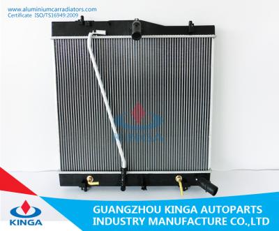 China TOYOTA HIACE'05-AT Custom Car Radiator With Plastic Tank Thickness 32/36mm for sale