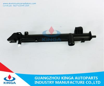 China 48*466.5MM SIZE Left Radiator Plastic Tank for CHRYSLER PACIFICA'07-08 MT for sale