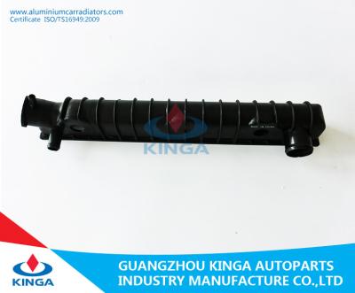 China PA66 G30 / G3500 1988-1991 AT Plastic Radiator Tank Repair Kit 58×472mm for sale