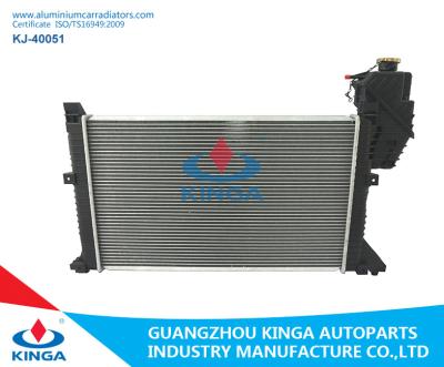 China Auto Spare Parts / Aluminium Car Radiators Benz Sprinter' 95-00 AT Cooling Radiator System for sale