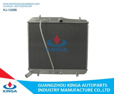 China Thickness 26 / 32 / 36MM Toyota Radiator for Hiace Trh200 / 214/219'04 Mt OEM 16400-75470 for sale