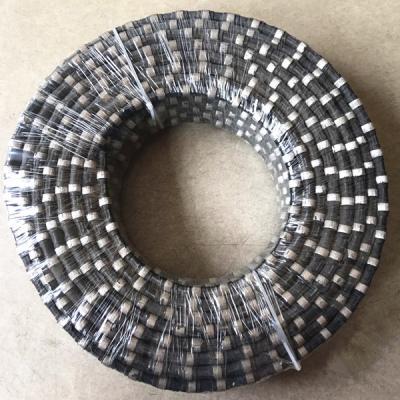 China Diamond Wire Saw for Marble Quarry Cutting 11.5mm 40 Beads per Meter Rubber Coated for sale
