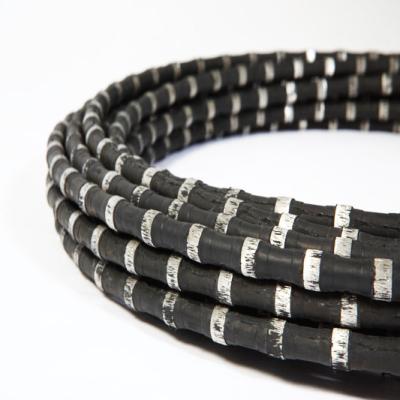 China Rubber Diamond Wire Saw for Granite Quarrying 11.5mm 40 Beads per Meter ODM Available for sale