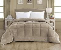 China Queen Fiber Quilts Hypoallergenic Lightweight Durable Bedding Ideal for All Season in Healthcare Hotels and Home Settings for sale