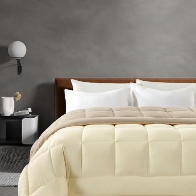 China Beige Bicolour Microfiber Comforter King Size Soft Prewashable White Microfiber Comforter for sale