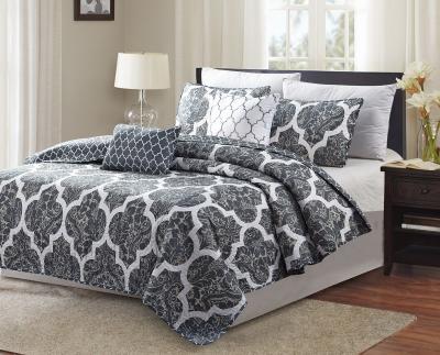 China Machine Washable Home Bedding Comforter Sets Microfiber Material Lightweight Warm Suitable for Hotels Motels Guest Rooms for sale