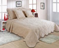 China Reversible Hypoallergenic QUILT/BED SPREAD with Soft Polyester Filling for sale