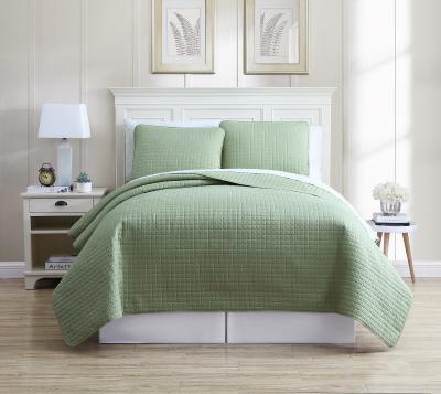 China Soft Hypoallergenic Microfiber Quilt Bedspread with Polyester Filling for sale
