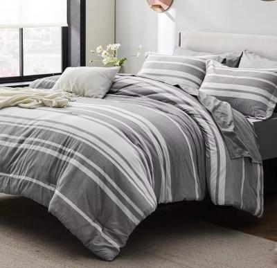China Polyester Grey Striped Cationic Microfiber Polyester Comforter Quilt Hypoallergenic Quilted Bedding Set for sale