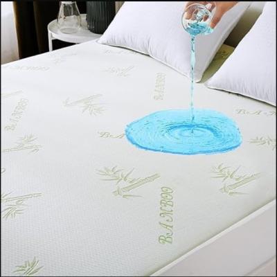 China 100% Waterproof Bamboo Queen Size Mattress Protector Breathable Mattress Cover Queen Size Bed Cooling 3D Air Fabric Bed Pad Cover Deep Pocket for sale