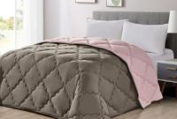 China Bicolor Microfiber Hypoallergenic Box Stitched Reversible Polyester Quilt Factory for sale