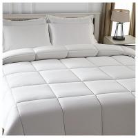 China Microfiber Home Bedding Comforter Sets Reversible Yes Soft Durable Stylish Designs Suitable Hotels Motels Guest Rooms for sale