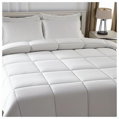 China Microfiber Home Bedding Comforter Sets Reversible Yes Soft Durable Stylish Designs Suitable Hotels Motels Guest Rooms for sale