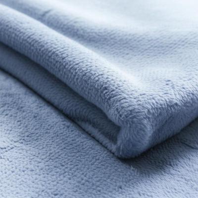 China Winter Flannel Bed Comfort Blanket Incorporating Flannel Combined Microfiber Fabric Providing Comfortable Warmth Level for sale