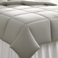 China Polyester Filled Lightweight Solid Color Comforter Suitable for Twin Full Queen King Bedding Sets Ensuring Soft Texture for sale