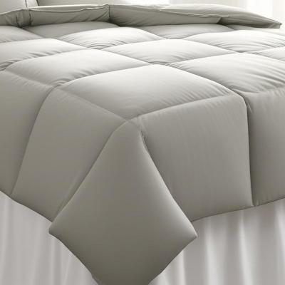 China Polyester Filled Lightweight Solid Color Comforter Suitable for Twin Full Queen King Bedding Sets Ensuring Soft Texture for sale