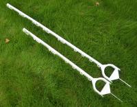 China PST012 63in Free Standing PP Electric Fence Posts Step-In Stirrup Tread UV-Treated White for sale