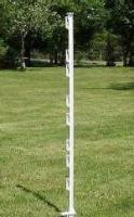 China PST010 1.6m PP Reinforced Electric Fence Posts Step-In 10-Holder 1360mm Galvanized Spike White for sale