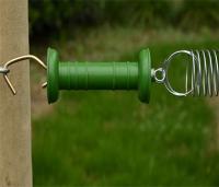 China HDL014B 110g Diamond Insulated Black Electric Fence Gate Handle With Sealed End Hook for sale