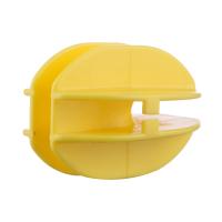 China HDPE Small End Strain Insulator INS502B Yellow Electric Fence Insulators For Corner Post 5mm Wire for sale