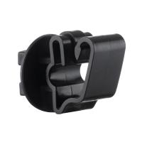 China Snap-On T Post Insulator INS505B PE 16g Electric Fence Fittings For 6mm Wire for sale
