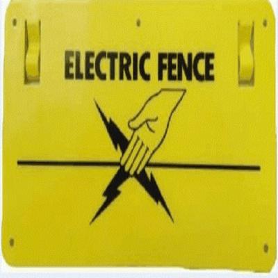 China 250x132mm PP Double Printing Plastic Warning Sign 250mm Length for sale