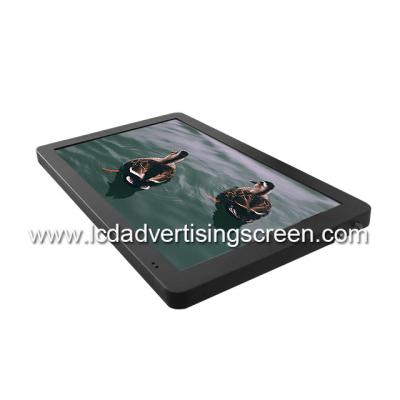 China Roof Mount 27in WiFi 3G 4G Bus Video Player With Aluminum Shell for sale