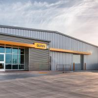 China Prefabricated Steel Structure Warehouse 40-50 Year Lifespan Large Span Farm Barn for sale