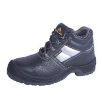 China Mens Construction Safety Shoes Waterproof Safety Boots For Warehouse Work for sale