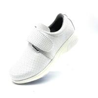 China White Nurse Safety Shoes Lightweight Breathable Steel Toe Shoes for sale