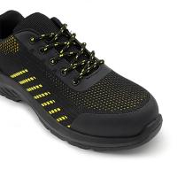 China Anti Puncture Running Safety Shoes Custom Sneakers Safety Shoes Black for sale