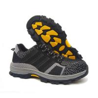 China Lightweight Comfortable Safety Shoes Anti Slip Knitting Upper Shoes Unisex for sale