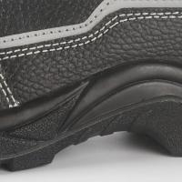 China Industrial Security Work Boots Puncture Resistant Genuine Leather Footwear For Mining for sale