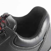 China Black Industrial Safety Shoes Waterproof Safety Shoes For Men for sale