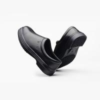 China Chef Work Shoes Steel Toe Anti Smash Anti Puncture Casual Leather Shoes for sale