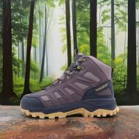 China Men's Lightweight Leather Boots Waterproof Stay Dry Comfortable On Hiking Trips for sale