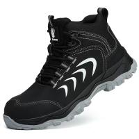 China Men's Lightweight Leather Hiking Boots Waterproof Outdoor Mountain Shoes for sale