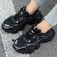 China Microfiber Flyknit Black Industrial Safety Shoes Unisex EVA Sole Work Shoes for sale