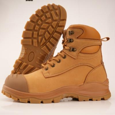 China EN ISO 20345:2011 Compliant Safety Boots with Steel Midsole and PU+TPU Sole for Ultimate Protection for sale