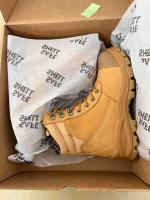 China EN ISO 20345:2011 Compliant Genuine Leather Safety Boots with Steel Midsole and Steel Toe for Industrial Protection for sale