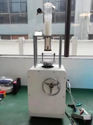 China Rubber Bracket Manual Vacuum Syringe Filling Machine 0.5KW 220V 5cc for sale